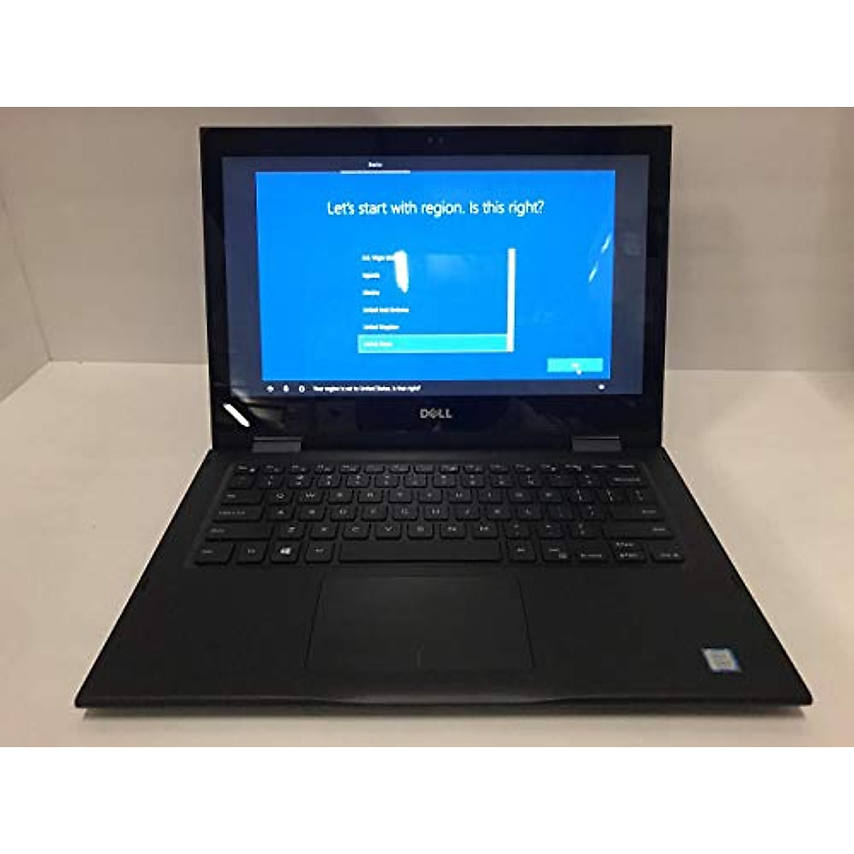 Dell Latitude 3390 13.3" 1920 x 1080 Touchscreen 2-in-1 Laptop with Intel Core i5-8350U Quad-core 1.7 GHz, 8GB RAM, 256GB SSD