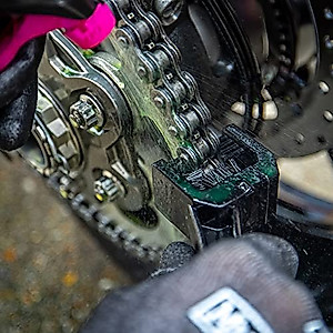 Muc-Off Motorcycle Chain Brush - Bike Cleaning Brush, Motorcycle Brushes, Bike Chain Scrubbing Brush - Bike Cleaning Brushes for Motorcycle