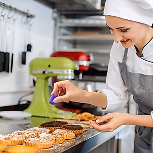 Cake Tester 4 Pieces Stainless Steel Baking Tester with Cover Reusable Metal Cake Tester Mini Cupcake Tester Baking Cake Tester Needle Sticks for Bread Pastry Biscuit Muffin Cookie Baking Tools