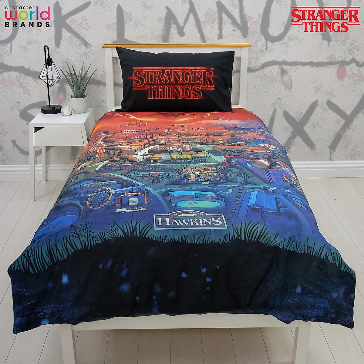 Stranger Things Character World Official Single Duvet Cover | Hawkins Town Map Design, Reversible Easy Care Bedding 2 Sided Duvet Quilt Set with Matching Pillow Case, Multicolour Print