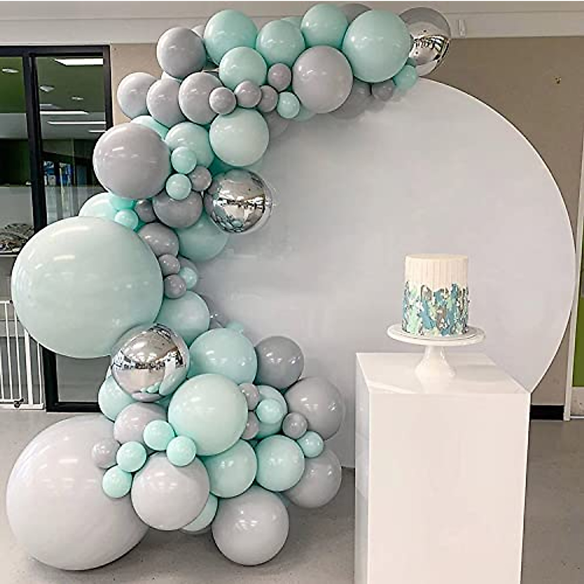 DASHAN White Round Backdrop Cover 6.5x6.5ft Polyester Pure White Birthday Party Photography Background Banquet Press Conference Performance Cake Table Decor for Adult Kids Portrait Photo Studio Props
