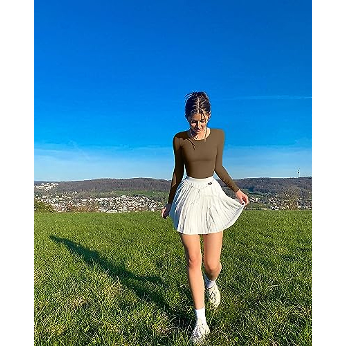 OQQ Women's 2 Piece Long Sleeve Shirt Round Neck Stretch Fitted Underscrubs Layer, Black,coffee, Small