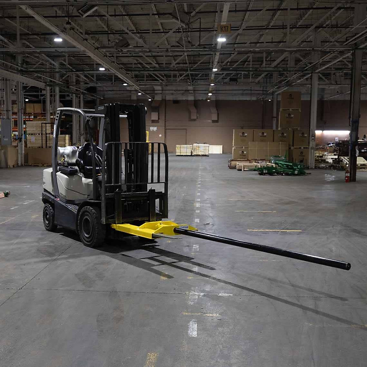 Titan Attachments 9 FT Carpet Pole Attachment, Fork Mounted Rug/Carpet Pole, 2,000 LB Capacity, 108-in x 2.75-in