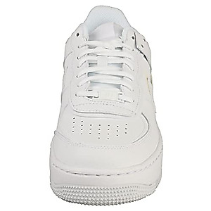 NIKE Women's Basketball Shoe, White, 10