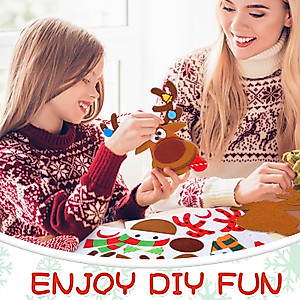 Poen 36 Pcs Christmas Felt Crafts for Boys Girls Christmas Elk Reindeer Ornaments Felt Crafts Kit Holiday DIY Art Craft for Xmas Tree Party Decoration Supplies