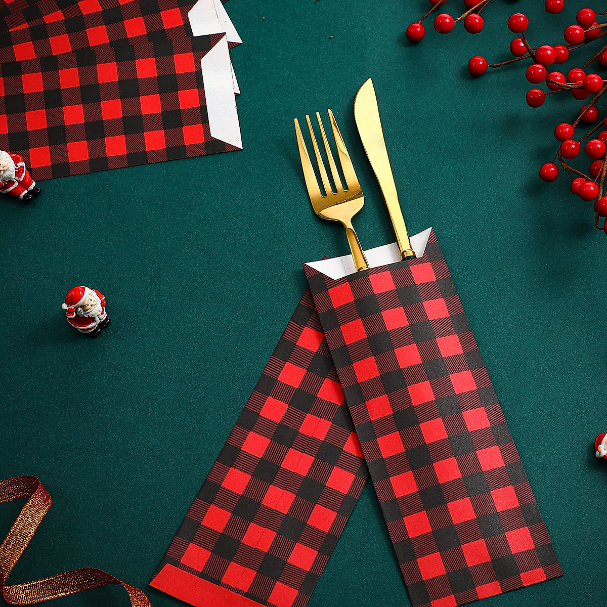 100 Pieces Christmas Paper Utensil Cutlery Holders Knife Forks Pouch Bags Disposable Buffalo Plaid Xmas Silverware Bags for Christmas Home Wedding Festival Parties Restaurant Kitchen Travel