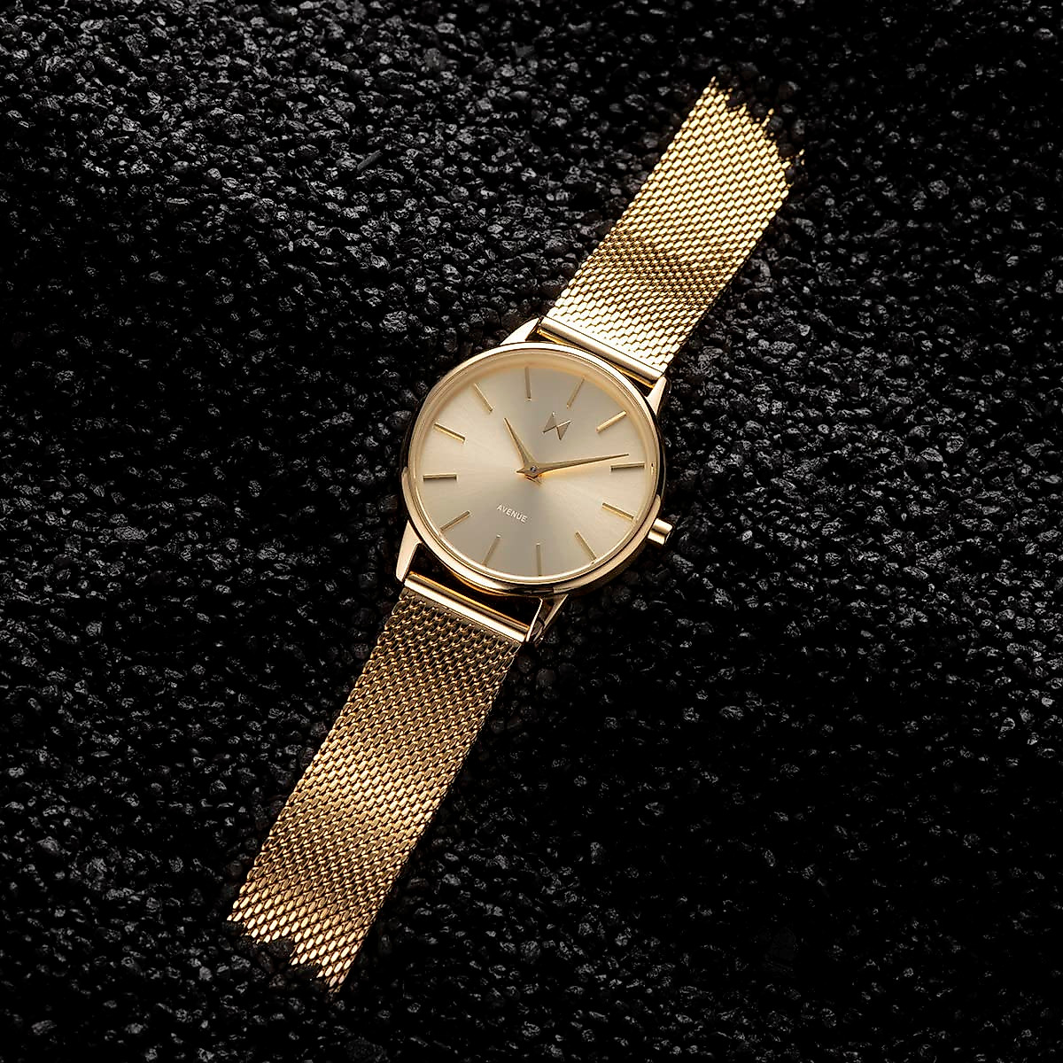 MVMT Avenue Women's Watch - Classic Minimalist Style - 3 ATM/30 Meters Water Resistance - 28 mm