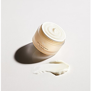 Dr.Ceuracle Royal Vita Propolis 33 Cream (50ml / 1.69 fl. oz.) - Ultimate Glow and Nourish Cream for Radiant Skin, Vitamin, Propolis, Royal Jelly Extract