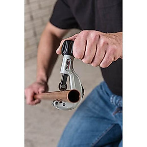 RIDGID 31642 Model 152 Quick-Acting Tubing Cutter, 1/4-inch to 2-5/8-inch Tube Cutter