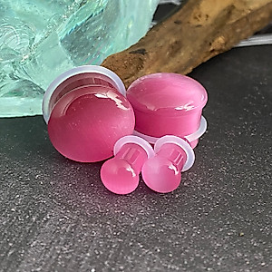 Pair of Pink Cat Eye Stone Single Flare Plugs (STN-720) (6g (4mm))