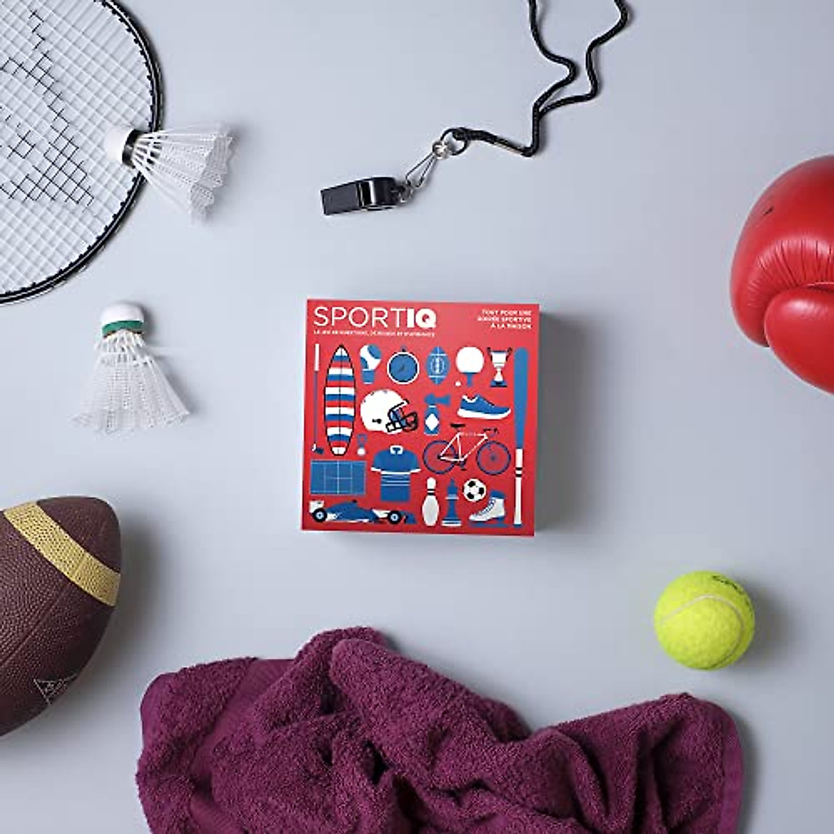 Helvetiq Sport IQ Party Game - Ultimate Trivia Game for Sports Enthusiasts! Challenging Team Game for Game Night, Fun Quiz Game for Kids & Adults, Ages 12+, 2-12 Players, 45 Minute Playtime, Made