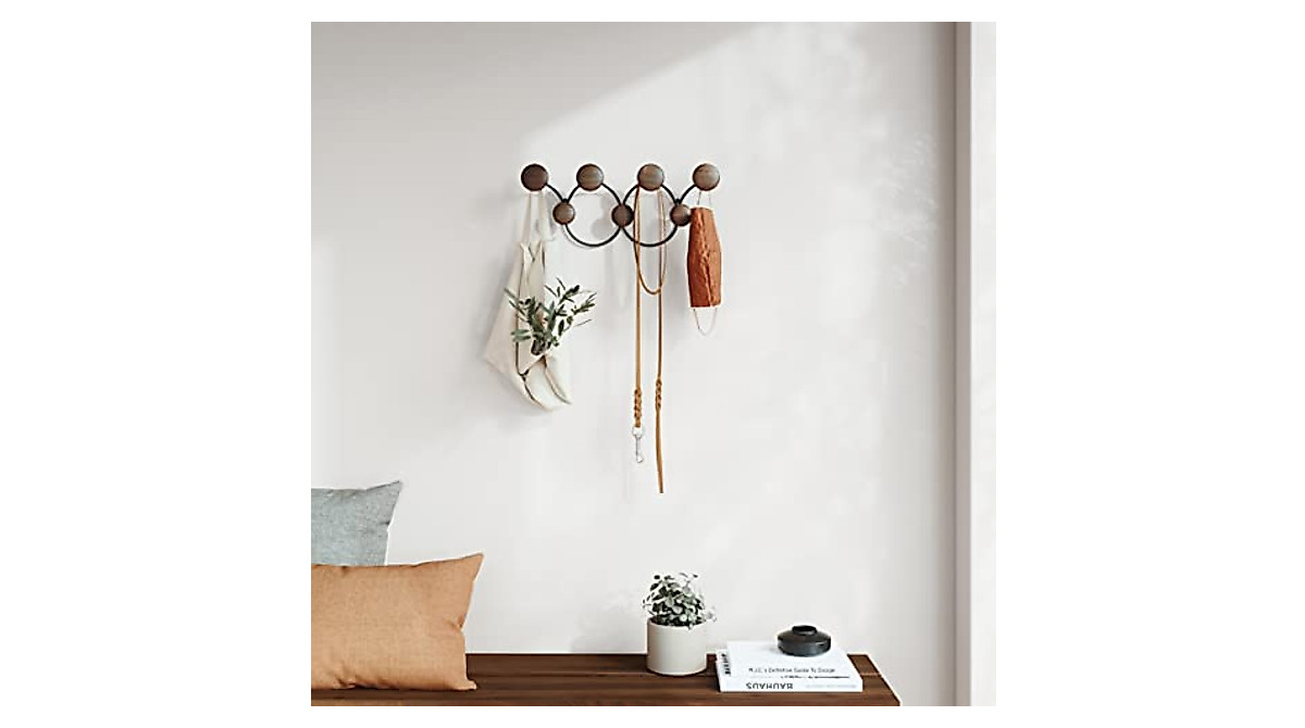 Umbra Dotsy 7 Hook - Stylish & Versatile Wall Art