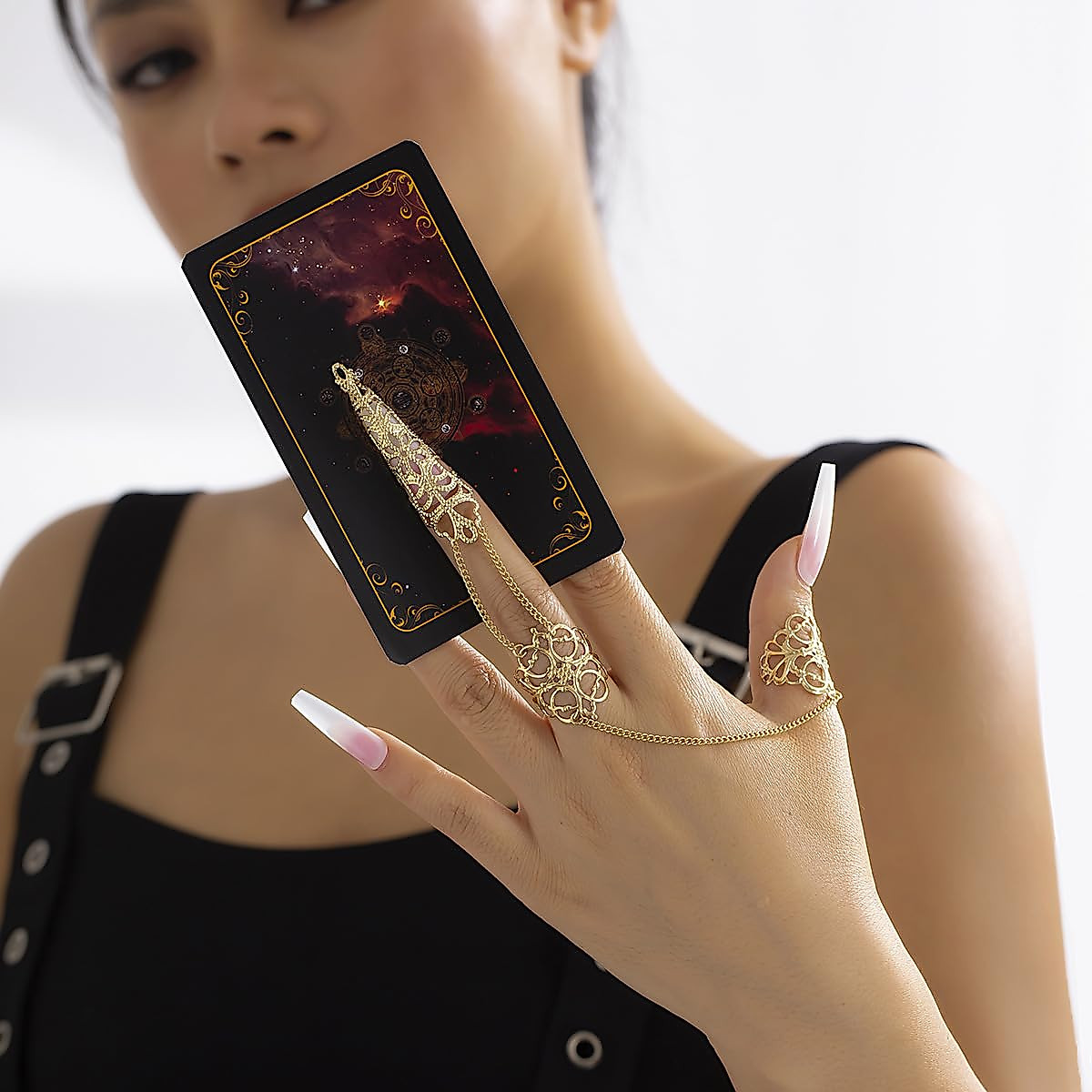 Kenjudess Gothic Finger Nail Tip Claw Rings Queen Costume Claws Knuckle Finger Ring Nail Rings Decoration Accessory for Women (Gold)