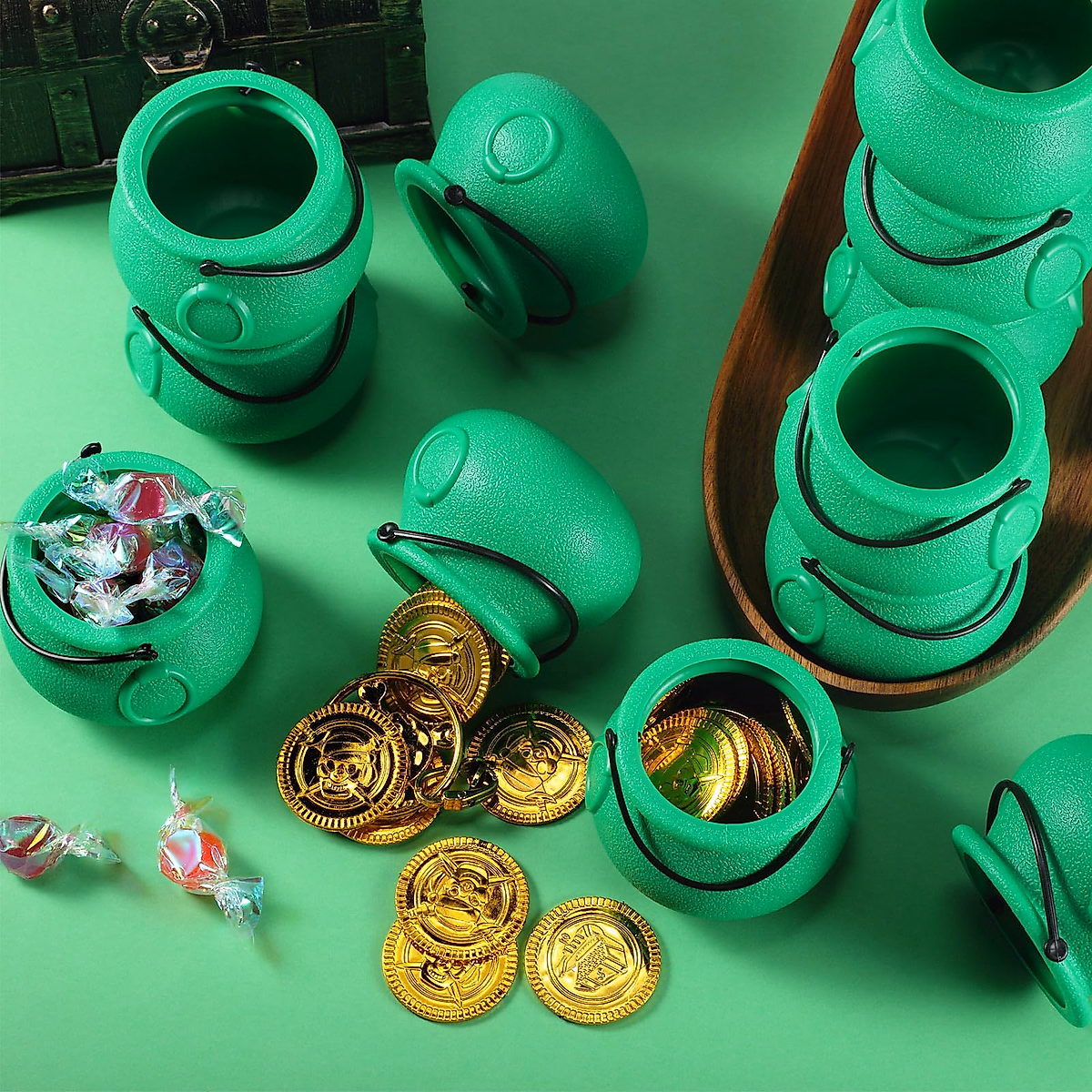 Plastic Cauldron Mini Witches Cauldron with Handle Halloween Candy Bucket Small Pot Decorations Candy Kettles for St patrick Day Halloween Party(Green,40 Pcs)