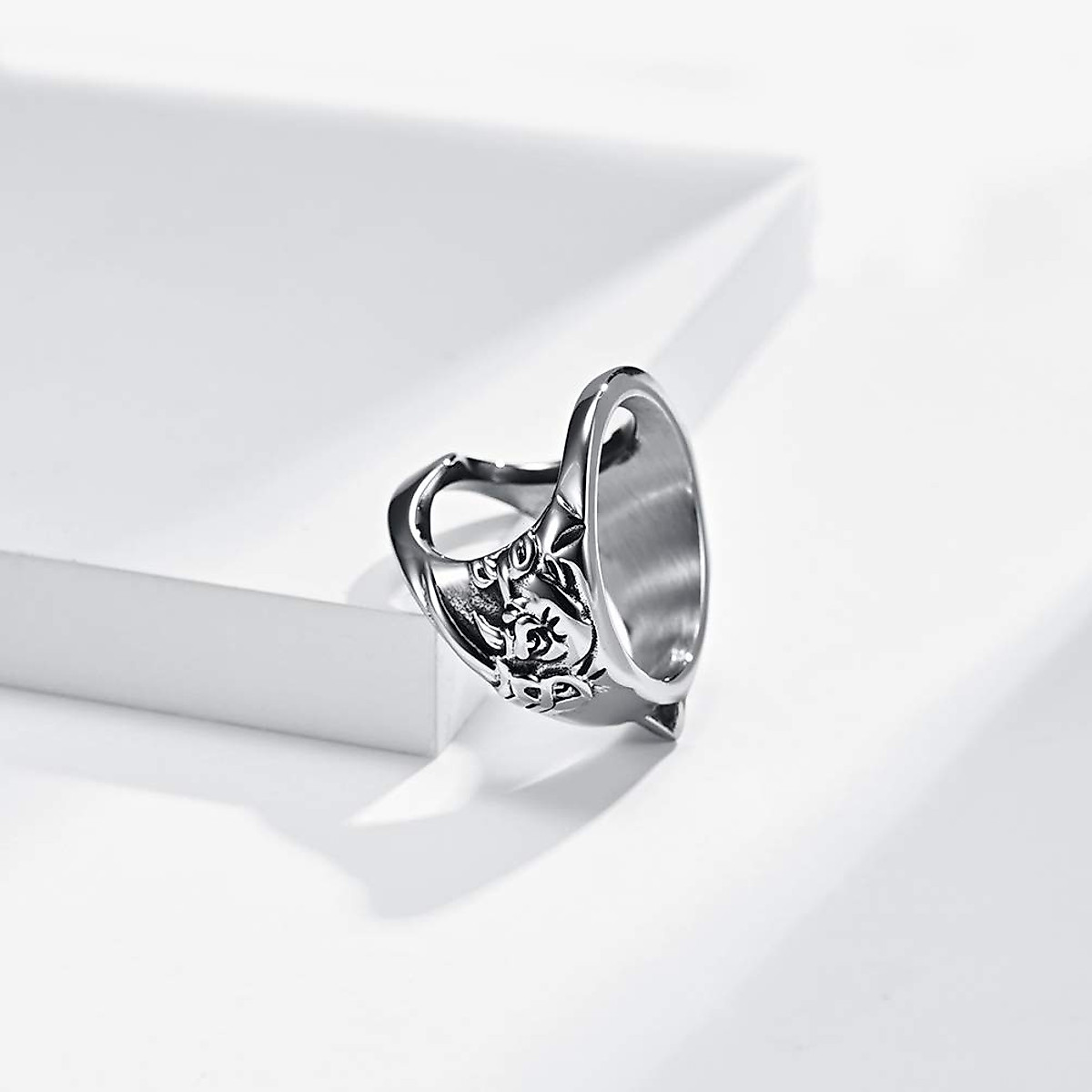 WOYNJI Stainless Steel Creative Versatile Finger Bottle Opener Ring for Men and Women Size 8