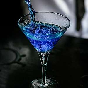 PARACITY Martini Glasses Set of 2, Coupe Glasses, Hand Blown Premium Martini Glasses, Perfect for Cocktails, Martinis, Margaritas, Parties, Catering Boxes and Gifts(8 OZ/240ML)