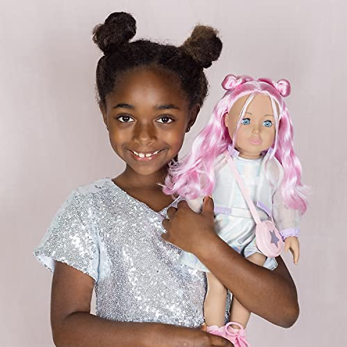 ADORA Amazon Exclusive Amazing Girls Collection, 18” Realistic Doll with Changeable Outfit and Movable Soft Body, Birthday Gift for Kids and Toddlers Ages 6+ - Amazing Girl Star