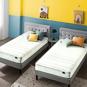 Zinus 6 Inch Foam and Spring Twin Mattress 2 Piece Set for Bunk Beds / Mattress-in-a-Box