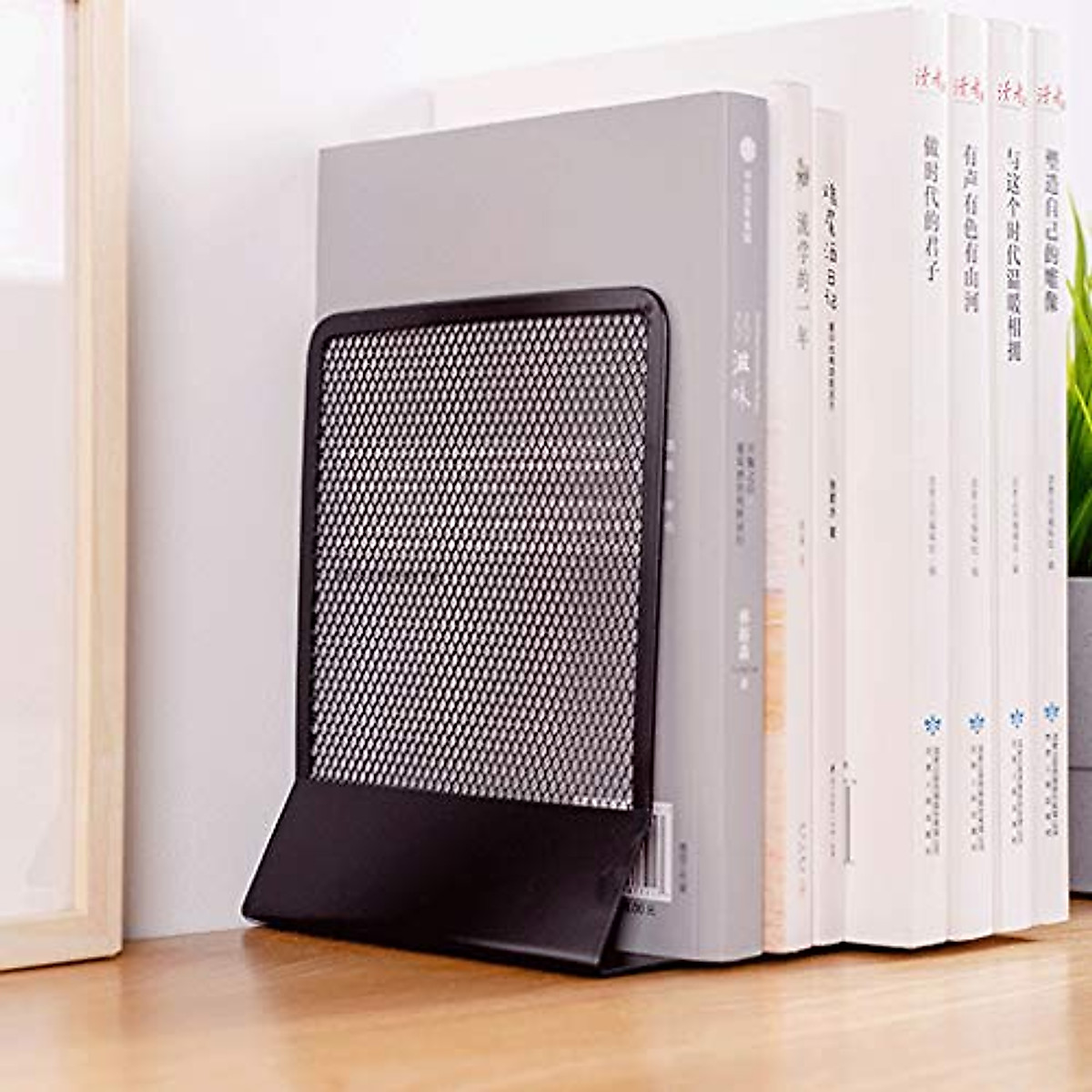 Office Bookends Metal Black Bookends，Book Stands Lightweight & Durable Book Holders Non-Slip Book Ends，for Book Divider Stopper Holders Desk Bookends Decorative bookends