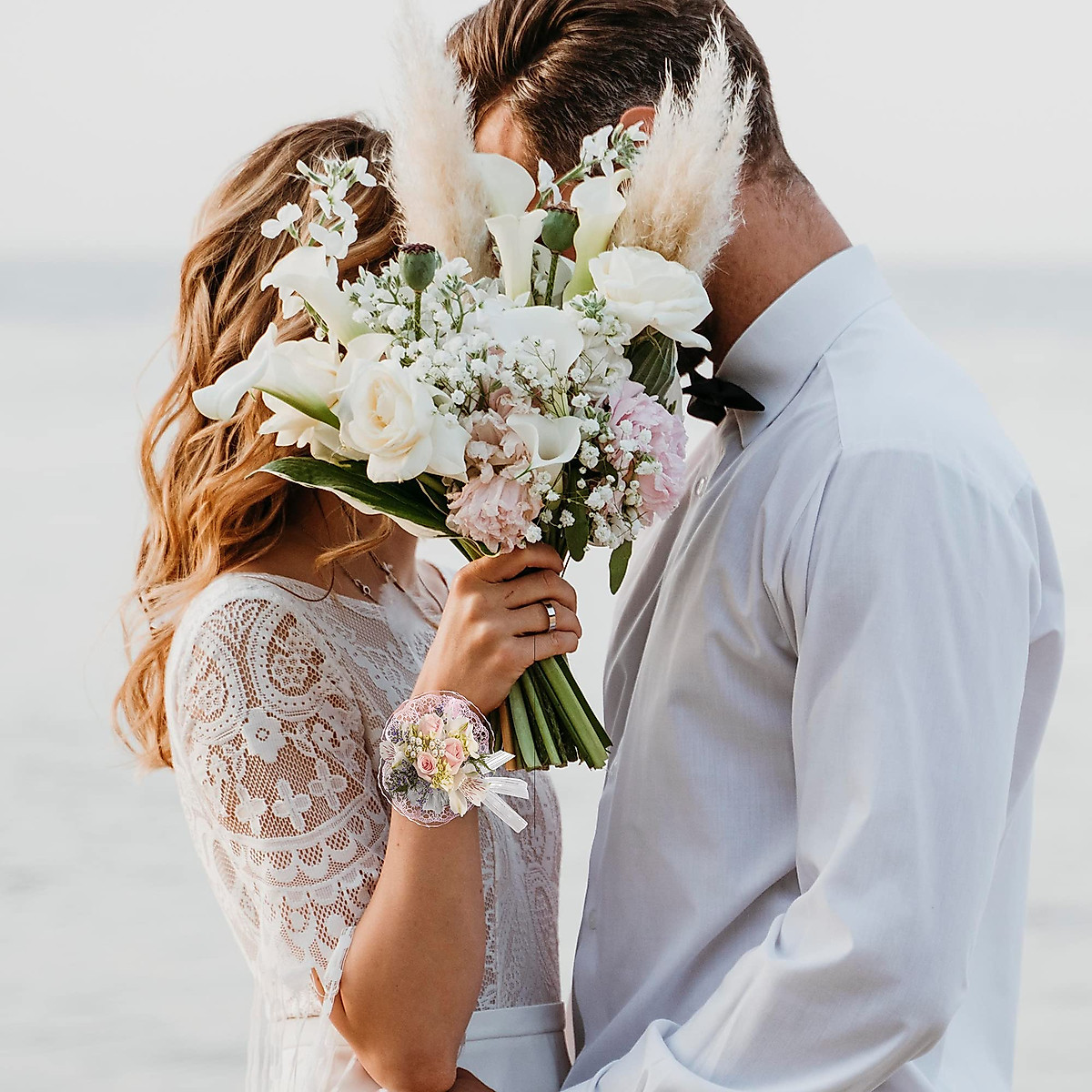 RONRONS 15 Pieces Elastic Pearl Wrist Corsage Bands Wristlets Bracelet Handmade DIY Stretch Wrist Hand Corsages Wristlet for Wedding Bride Bridesmaid Prom Beach Party Daily Wear Accessories (Pink)