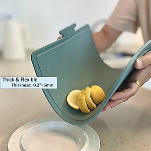 cozymomdeco Korean Made Thick Silicone Double-Sided Usable Cutting Board 14.3" x 9.7" Foldable Design Drip Groove Grip Handle Dishwasher Safe 1PCS (Mint)