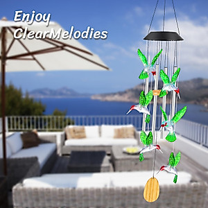 Mothers Day Wind Chimes Gifts for Mom Birthday Gifts for Women Mother‘s Day Gift for Grandma Wife Sister Gift Hummingbird Wind Chimes Solar Lights for Outside Garden Outdoor House Patio Décor