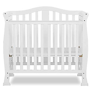 Dream On Me Addison 4-In-1 Convertible Mini Crib In White, Greenguard Gold Certified, Non-Toxic Finishes, Built Of New Zealand Pinewood, Comes With 1” Mattress Pad