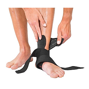 MUELLER Adjustable Ankle Support, OSFM, Black (42037)