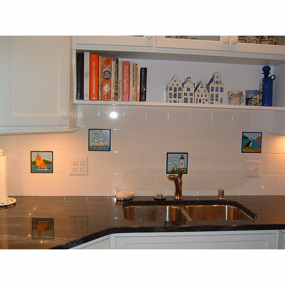 Loon Tile with Mountains - Wall Plaque - Trivet, WL-1