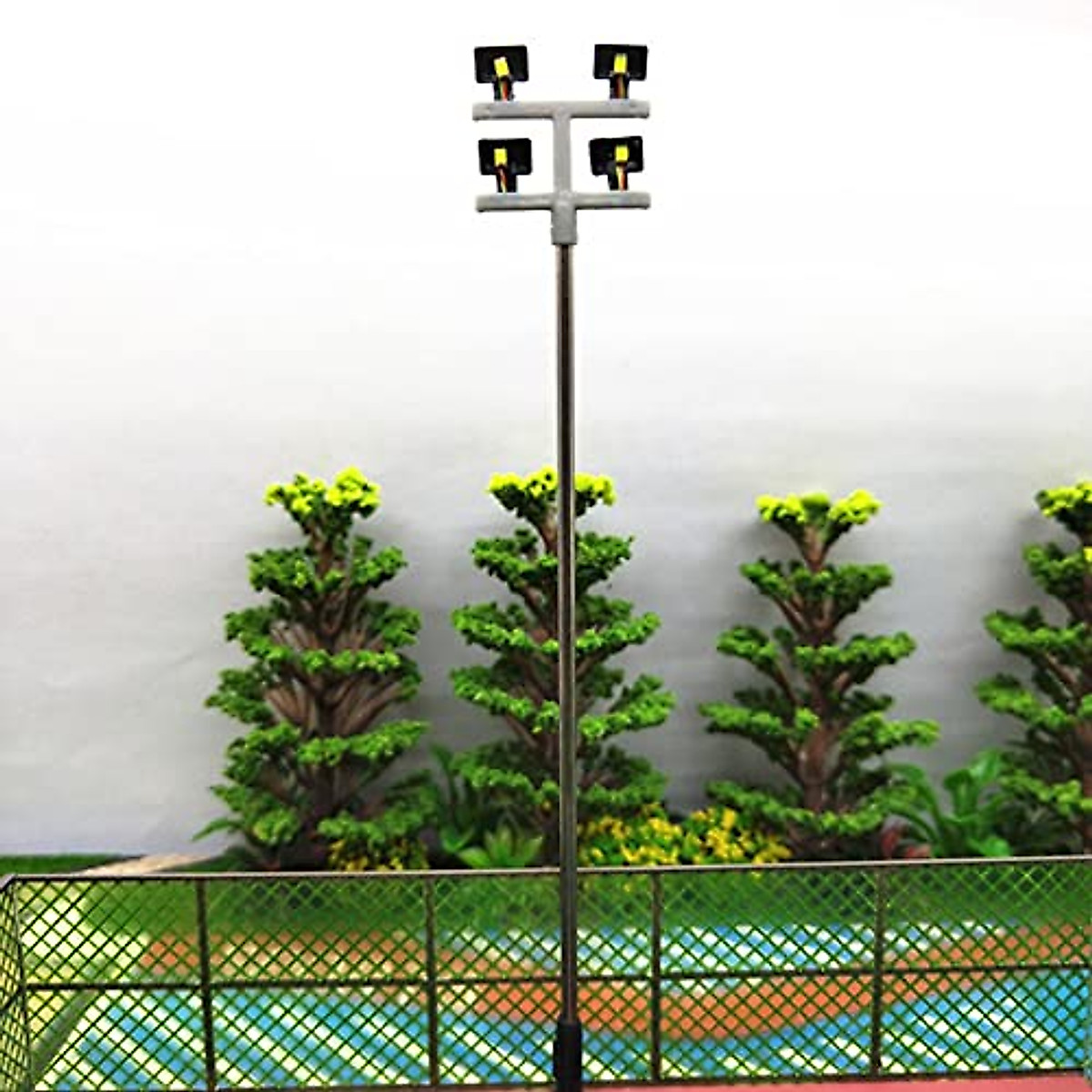 OUYOO 4 PCS HO Scale Model Lighting Tower,Tower Lights Model Lights Layout Lamppost for /Garden/Playground/Stadium