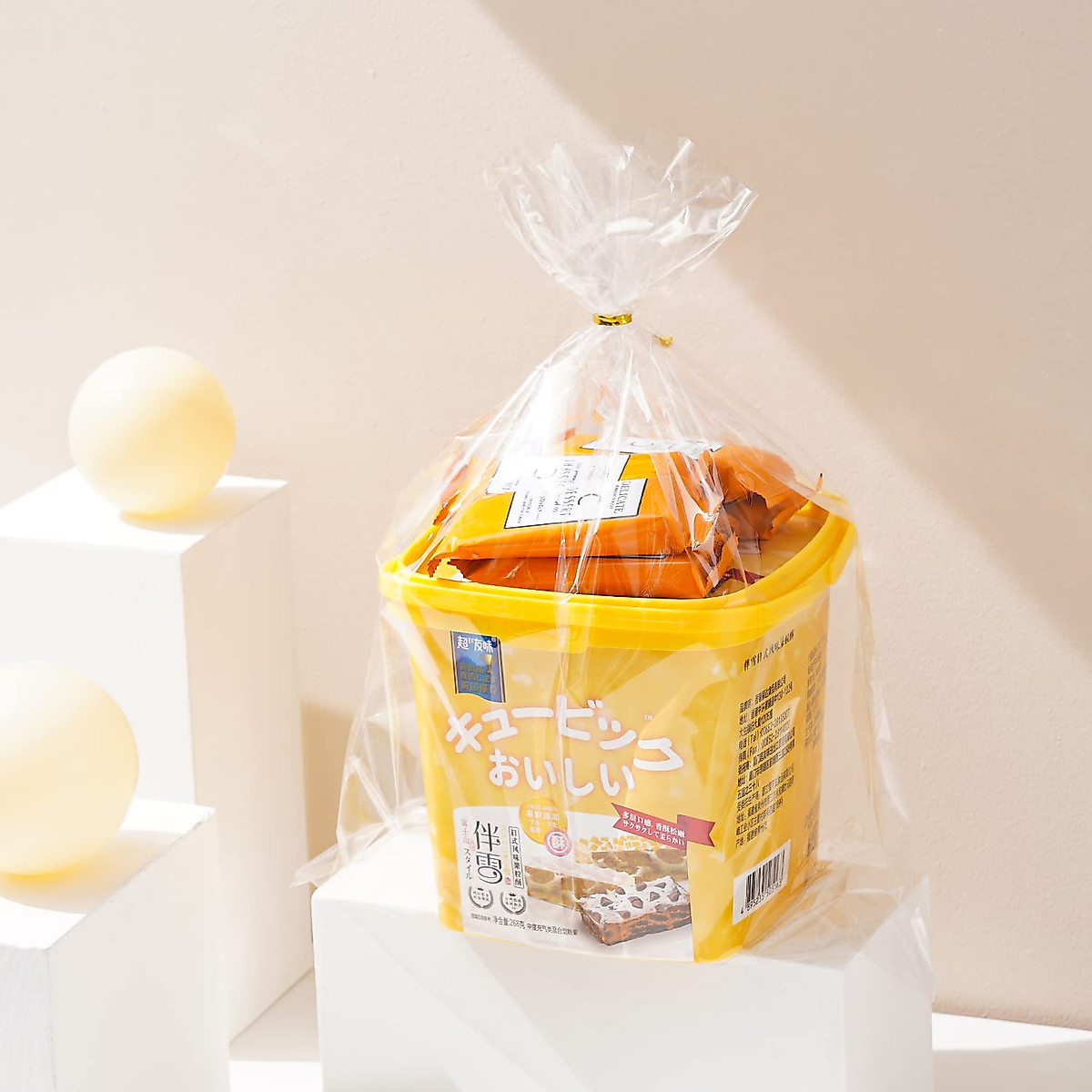 Nistar Cellophane Bags, 50pcs 11x14 Inch Candy Bags Cookie Bags Cellophane Treat Bags Plastic Clear Goodie Bags for Gift Wrapping, Bakery,Toast, Dessert, Party Favors Packaging with Twist Ties