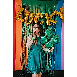 BSJELL 5 Pack Beaded Bracelet Stackable Christmas Thanksgiving St. Patrick’s Day Valentine's Day Beaded Stretch Bracelet Holiday Charm Bracelets Festive Jewelry Gifts for Women (Green)