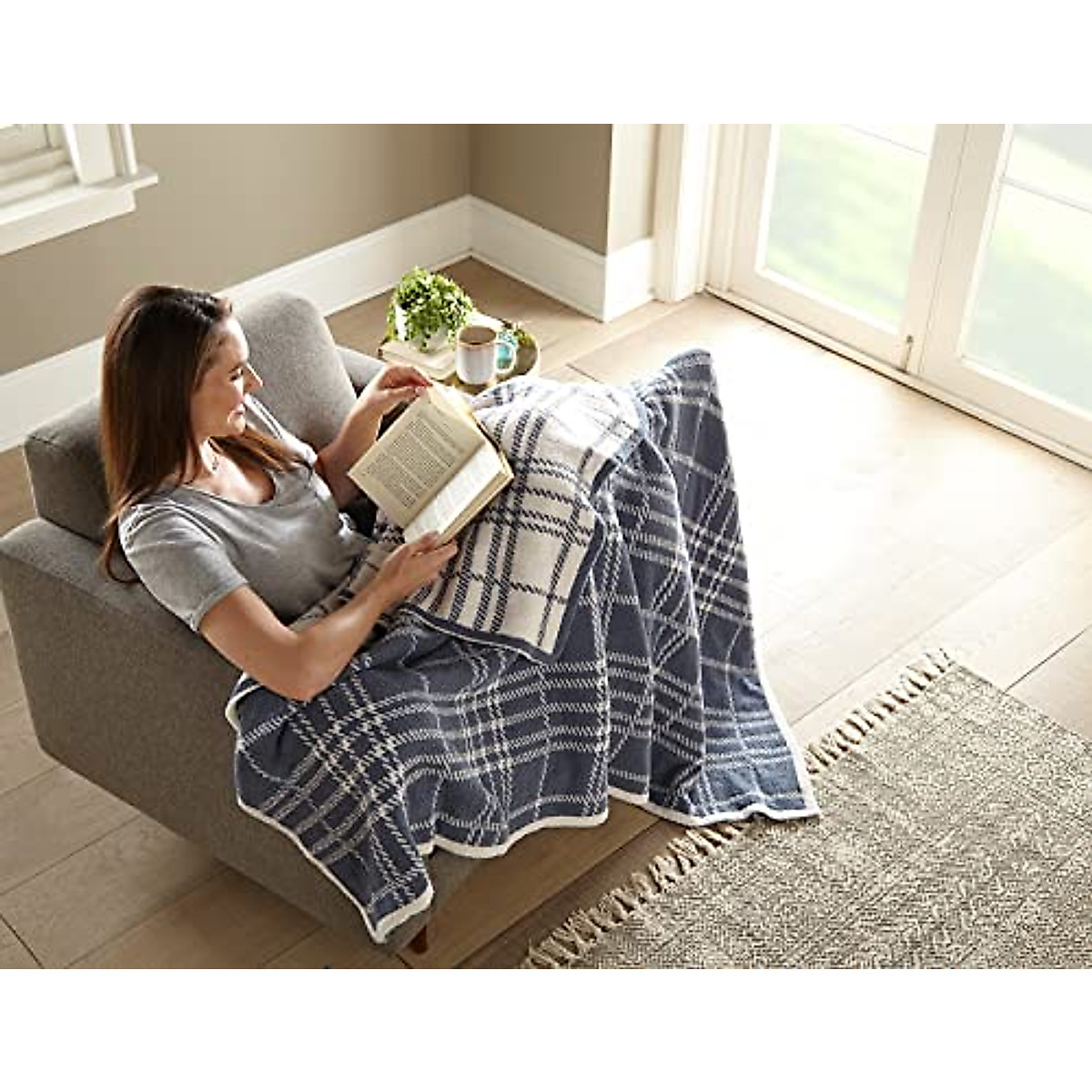 Crafted by Catherine Quinn Plaid Cozy Knit Throw Blanket 60" x 70" Inches, Soft Comfy Decorative Throw for Couch Bed Sofa Travel, Blue