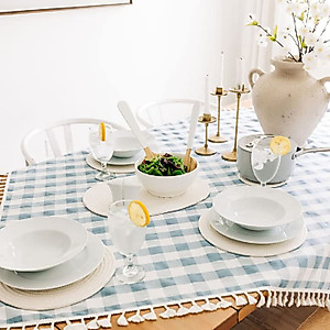 OrganiHaus White Farmhouse Placemats, Set of 6 Round Woven Placemats, Heat Resistant Circle Cotton Placemats, Rustic Outdoor Placemats for Patio Table, Washable Round Placemats for Dining Table