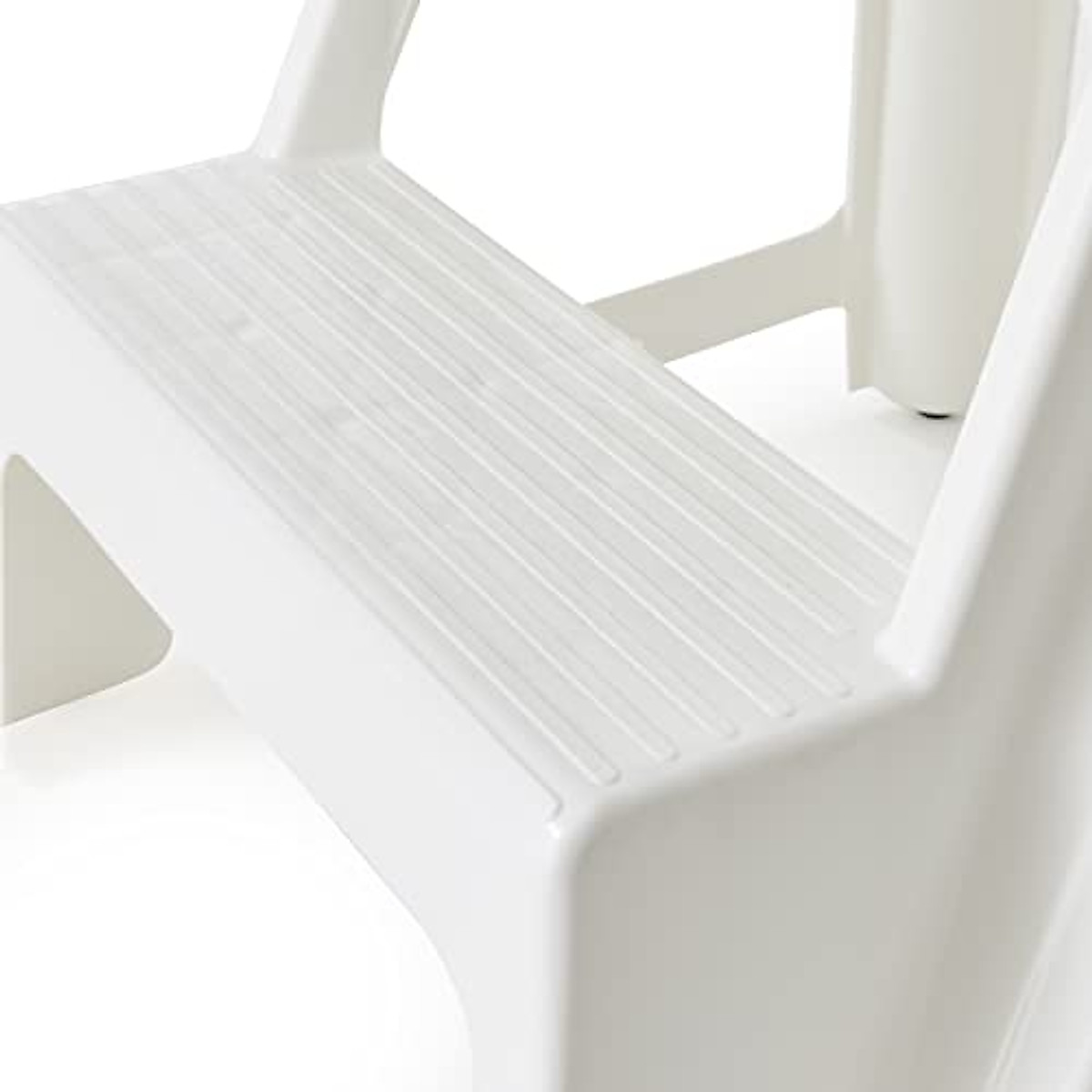 Gracious Living 18.75-Inch Tall, Sturdy Non Slip Plastic 2-Level Home Step Stool for Kitchen, Bathroom, Laundry, or Pantry, White