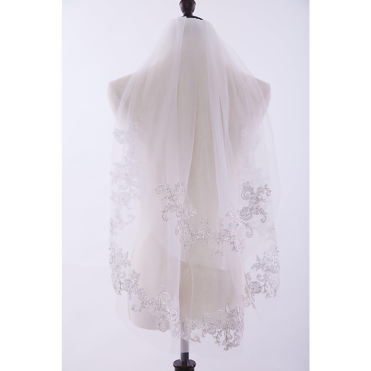 Pefantal Short 2 Tier Wedding Bridal Veils With Comb for brides Ivory Soft Lace Veils(21/29inch)