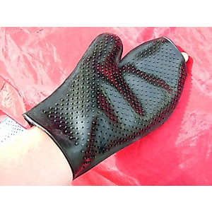 Weatherbeeta Roma Rubber Grooming Mitt Black