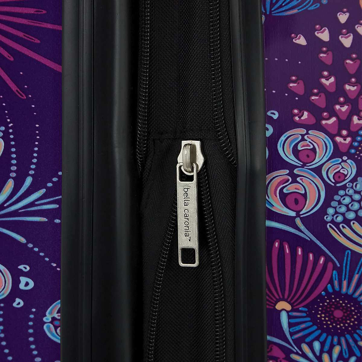 Travelers Club Bella Caronia Deluxe 20", 3 Luggage & Travel Accessories, Jardin, 7 Piece Set