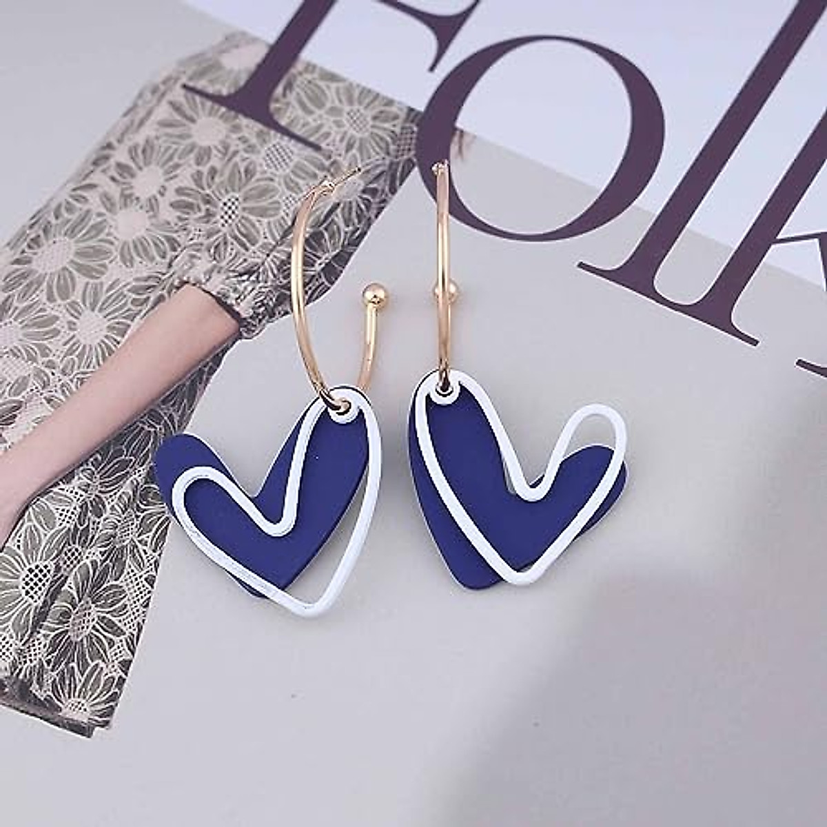 Sttiafay Vintage Blue Heart Earrings Enamel Heart Drop Earrings Acrylic Love Heart Earrings C Shape Hoop Earrings Gold Open Circle Earrings Jewelry for Women and Girls