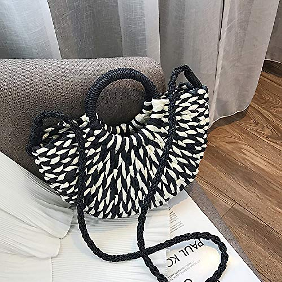 QTKJ Women Summer Retro Straw Tote Bag Hand-woven Boho Shoulder Bag Crossbody Bag Round Handle Beach Handbags (Black)