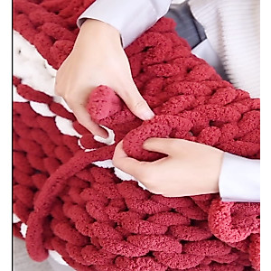 Chunky Chenille Yarn for Blanket 4lb, Beige 8 Pack Super Bulky Soft Thick Fluffy Jumbo Giant Washable Polyester Big Yarn for Hand Knitting Extreme DIY Arm Knitting Throw Rugs Pillow 64oz