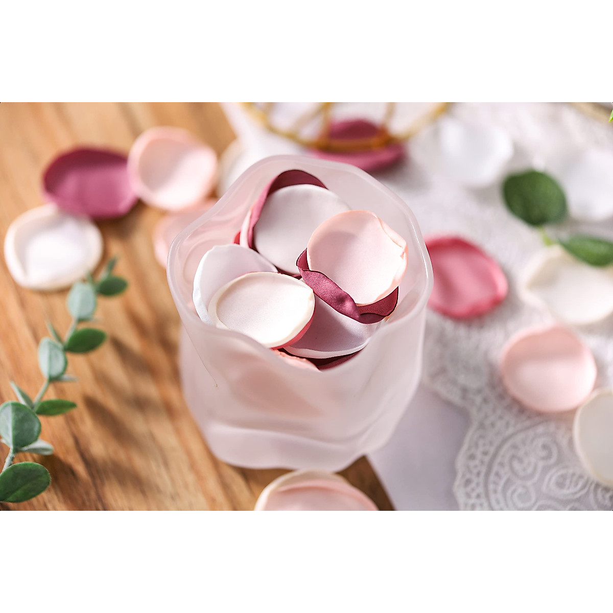 Der Rose 300pcs Artificial Flowers Silk Rose Petals Flower Girl Scatter Petals for Aisle Centerpieces Table Confetti Party Favors Home Wedding Decorations