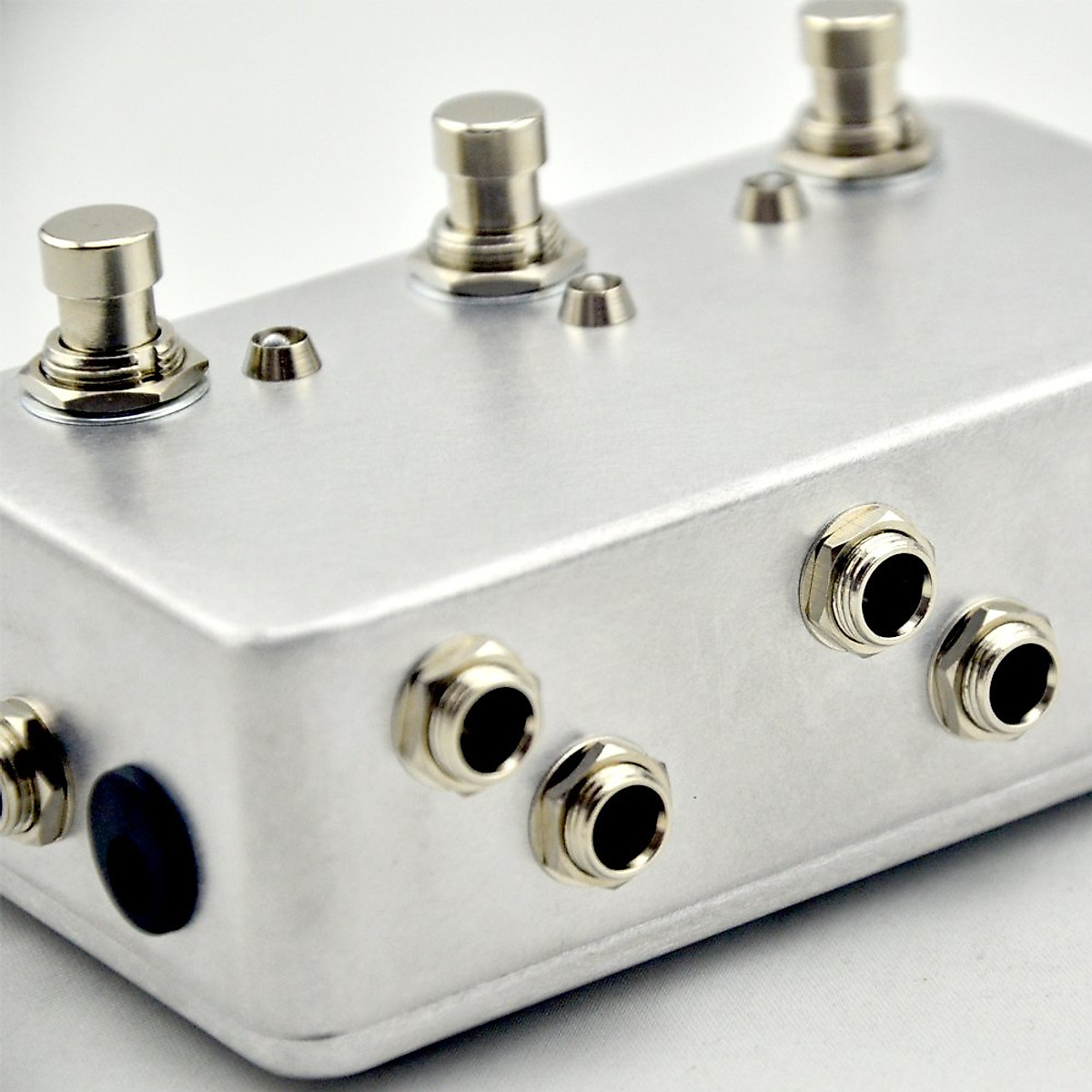 LANDTONE New Triple Guitar Loop Pedal 3 Channel Switch True Bypass Buzz Electronics