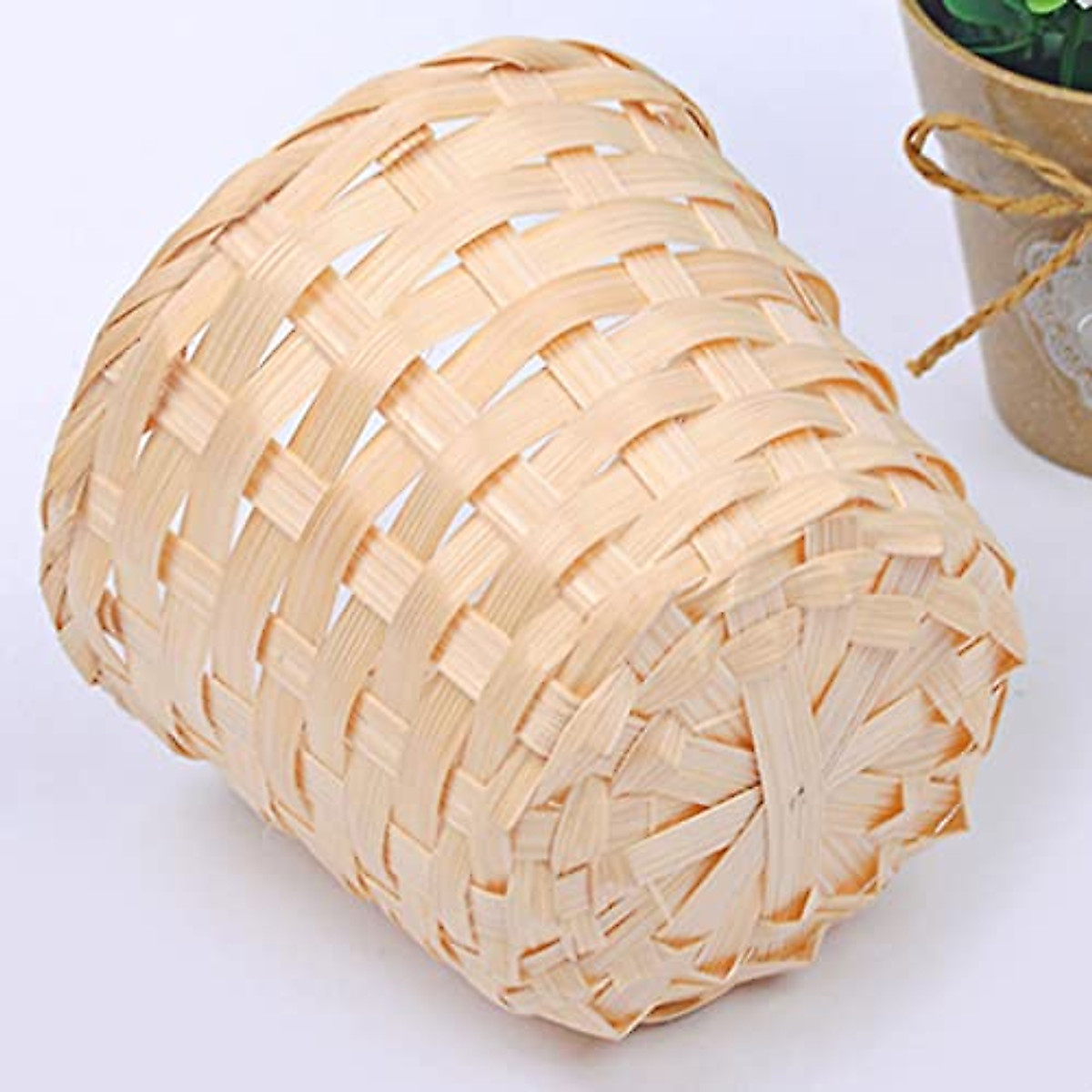 Kisangel 12Pcs Mini Woven Basket Miniature Flower Basket Dollhouse Picnic Basket Tiny Party Favor Container Farmhouse Decor for Fairy Garden Accessory