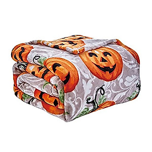 Decor&More Happy Halloween Microplush Throw Blanket (50 x 60inch) - Pumpkins