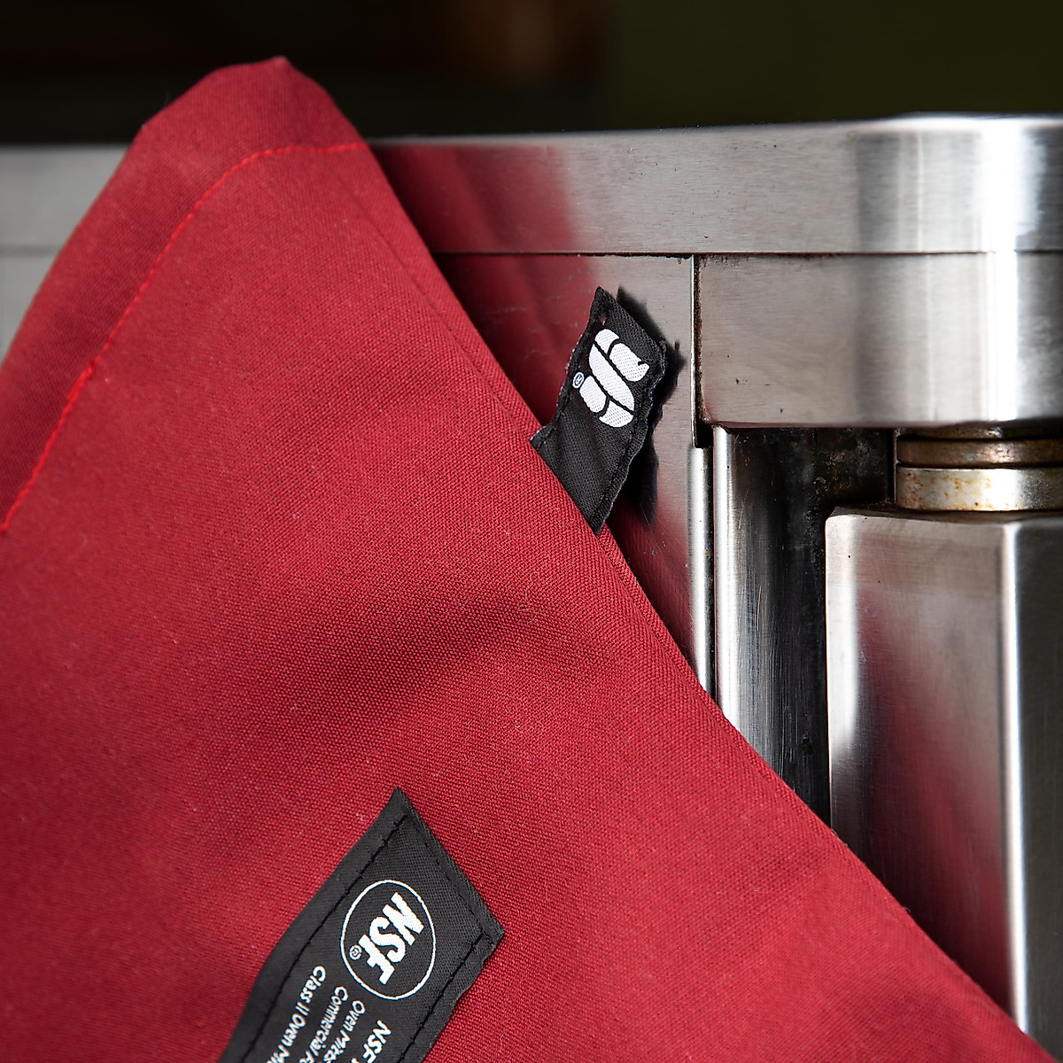 San Jamar KT0215 Cool Touch Flame Conventional High Heat Intermittent Flame Protection up to 900°F Oven Mitt, 15" Length, Red