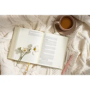 CSB Notetaking Bible, Floral Cloth Over Board, Black Letter, Wide Margins, Journaling Space, Single-Column, Reading Plan, Easy-to-Read Bible Serif Type