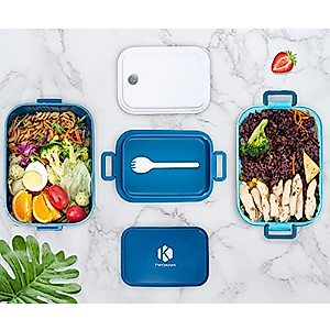TWOKIWI Bento Box Adult Lunch Box – Lunch Containers for Adults – 7 Cup Bento Lunch Box with 3 Compartments & Fork, Microwave,Dishwasher & Freezer Safe (Ocean Blue)
