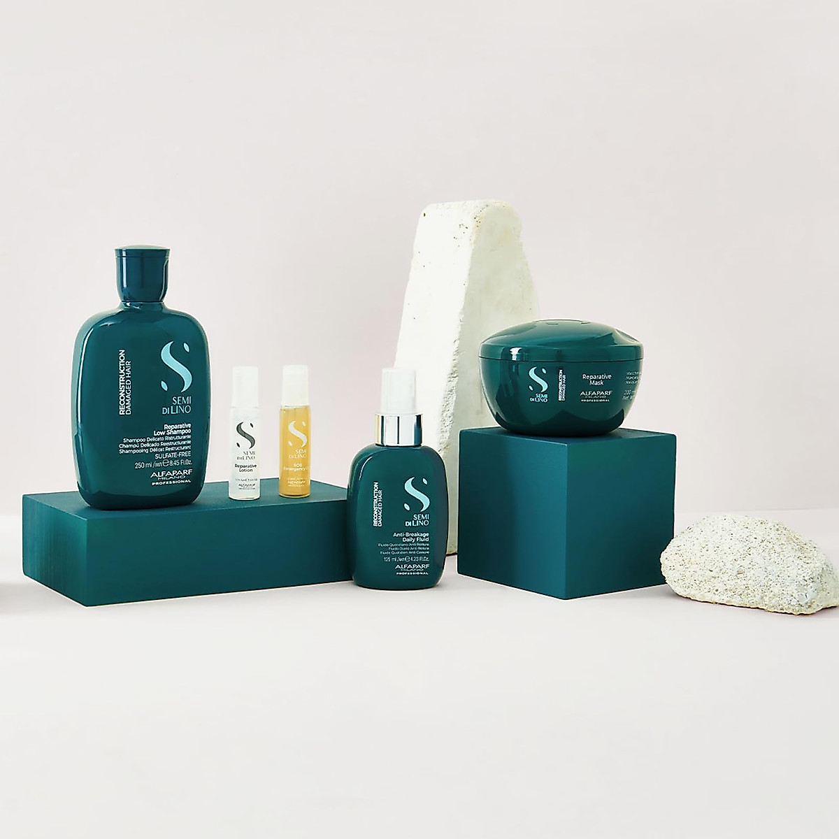 Alfaparf Milano Semi Di Lino Reconstruction Reparative Anti-Breakage Daily Fluid - Professional Salon Quality - For Damaged Hair - Repairs, Provides Shine and Volume - 4.23 Fl Oz