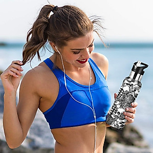 Anyangquji 20oz Stainless Steel Water Bottle Vacuum Insulated,Sports Water Bottle with Straw Lid for Fitness Gym Outdoor (color1)